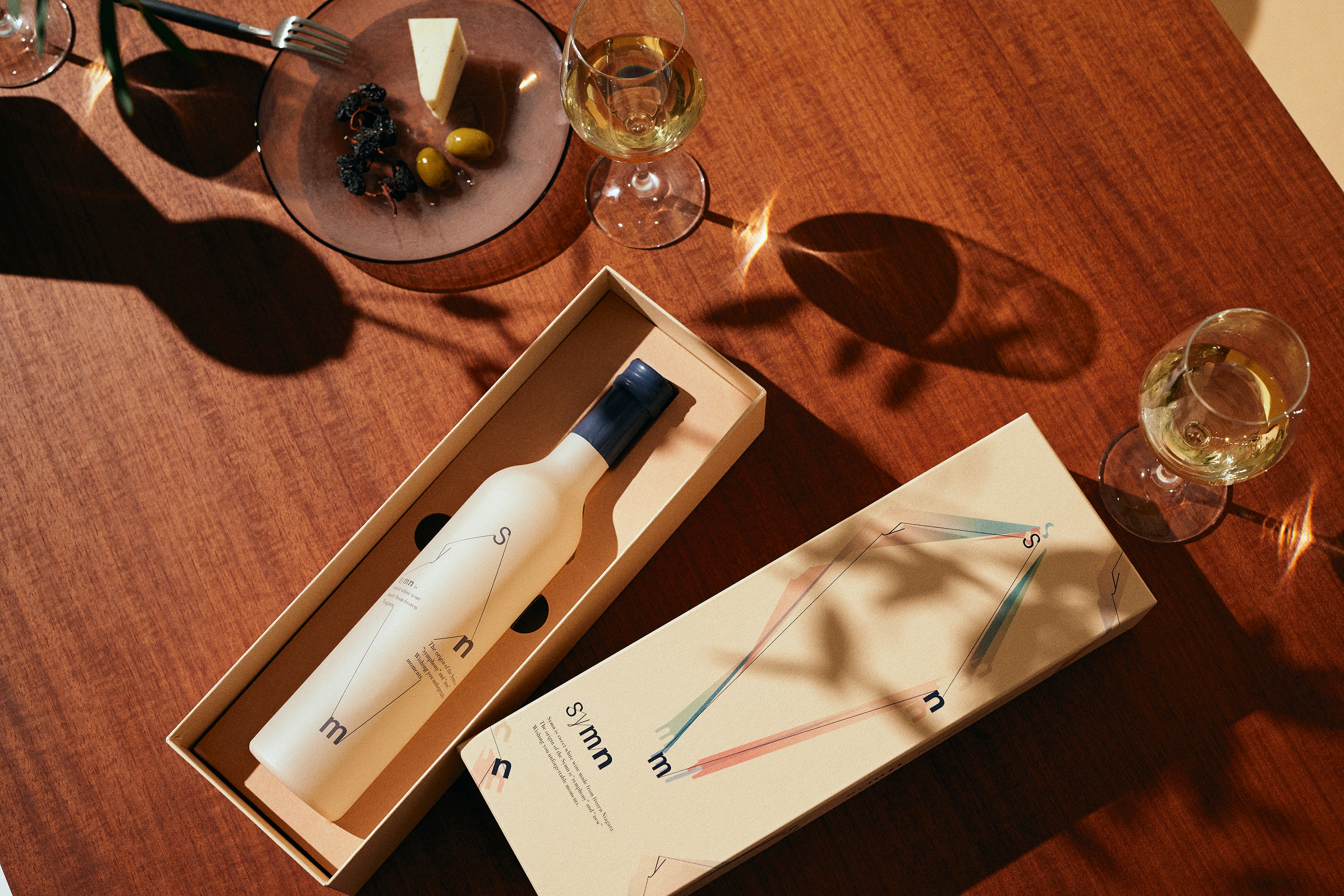 シングルボトルギフト/8%Type Low – Symn wine -シン-